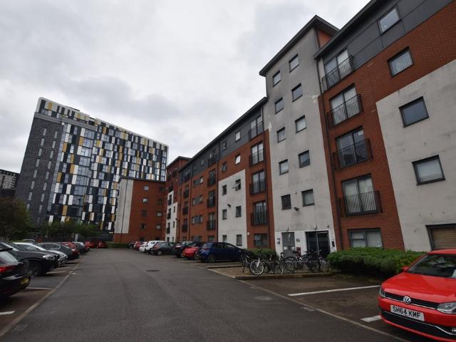 2 Bed Apartment for rent