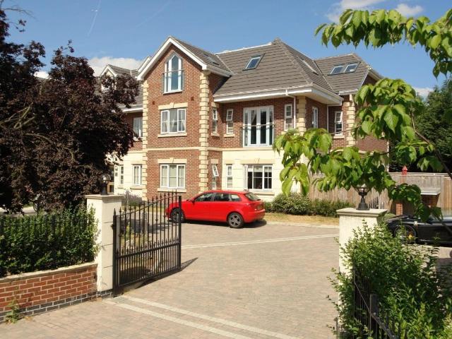 2 bed Apartment for Rent Hermitage Lane, Windsor