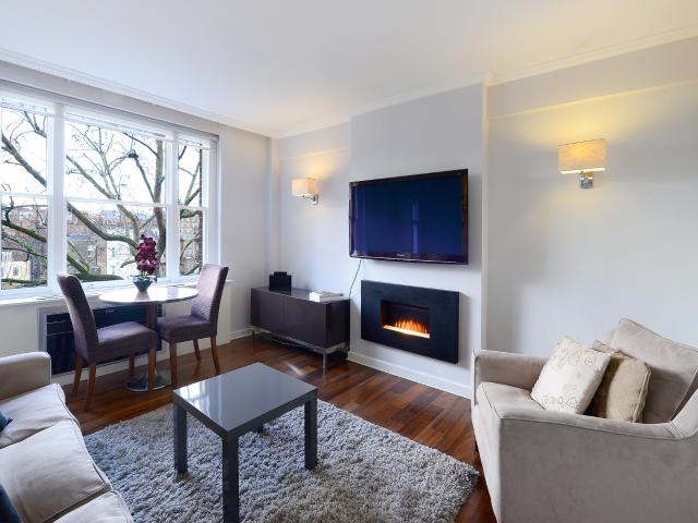 2 Bed Apartment Hill Street London W1J