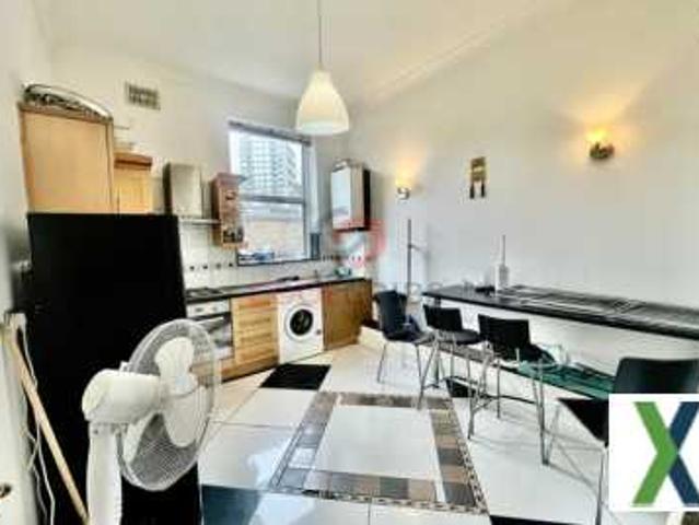 2 bed apartment in this period conversion in Elgin Avenue, Maida Vale, London, W9 Ref: 1891