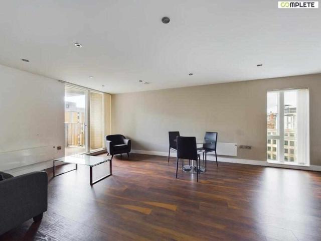 2 Bed, Apartment, ONE CAMBRIDGE STREET, M1 [INVESTMENT PROPERTY]