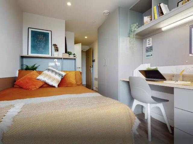 2 Bed Apartment Plus