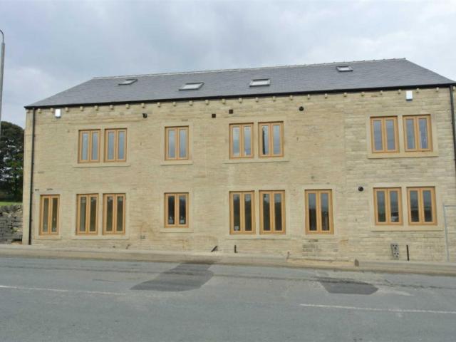 2 bed Apartment To Let in in Church Lane, Southowram
