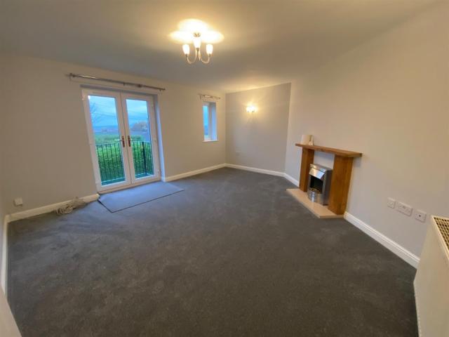 2 bed Apartment To Let in in Westerley Way, Shelley, Huddersfield