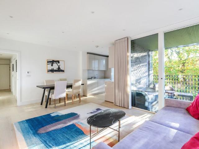 2 bed Apartment To Let