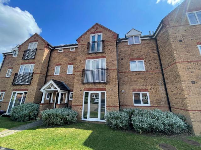 2 bed Apartment To Let