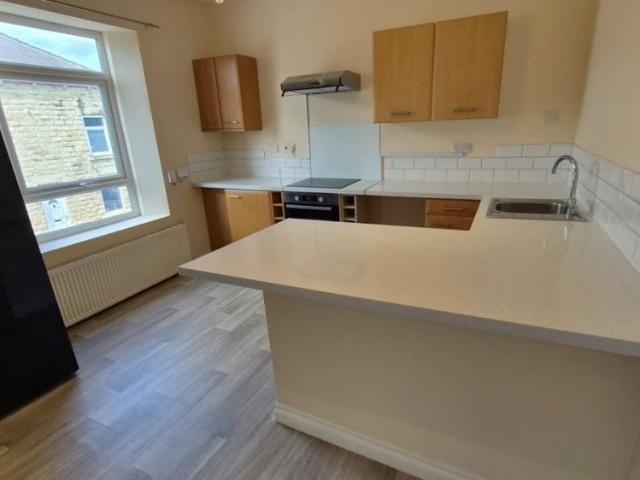 2 bed Apartment To Let