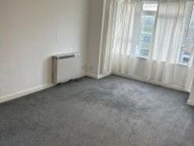 2 bed Apartment To Let