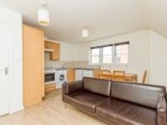 2 bed Apartment To Let