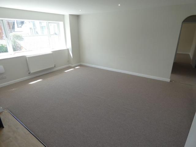 2 bed Apartment To Let