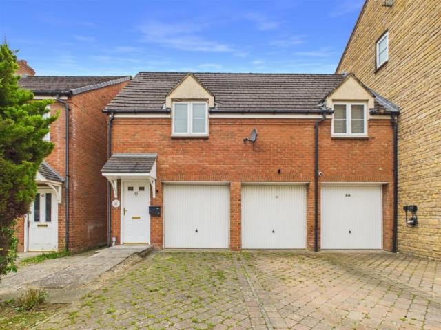 2 BED Apartment To rent
