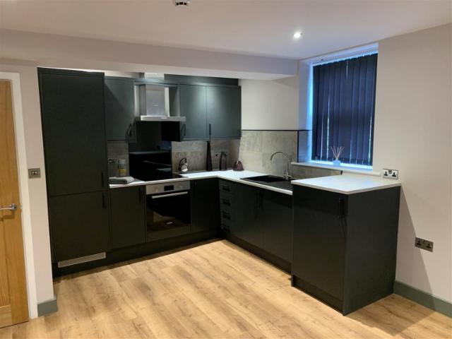 2 BED Apartment To rent
