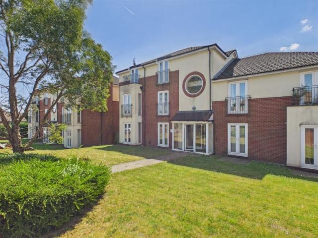 2 BED Apartment To rent
