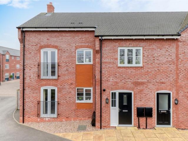 2 BED Apartment To rent
