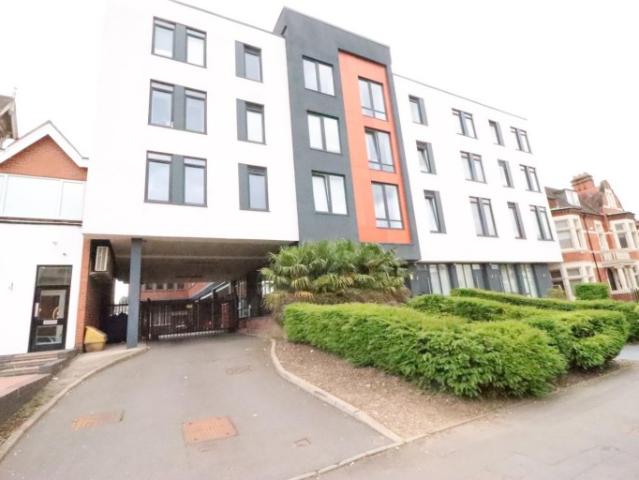 2 BED Apartment To rent