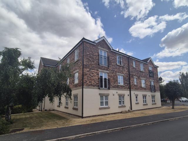 2 bed apartment to rent Temple Court, Wakefield WF1