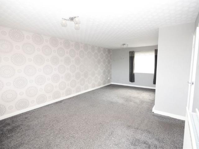 2 bed apartment to rent in Wesley Court, Felling, NE10
