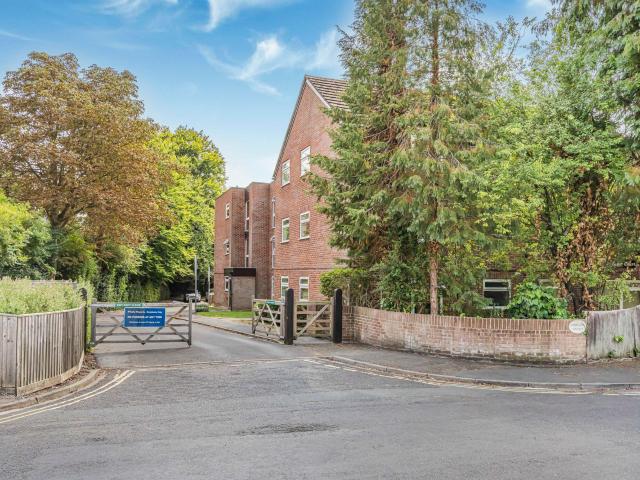 2 bed apartment to rent in Beech Road, Headington, Oxford, OX3