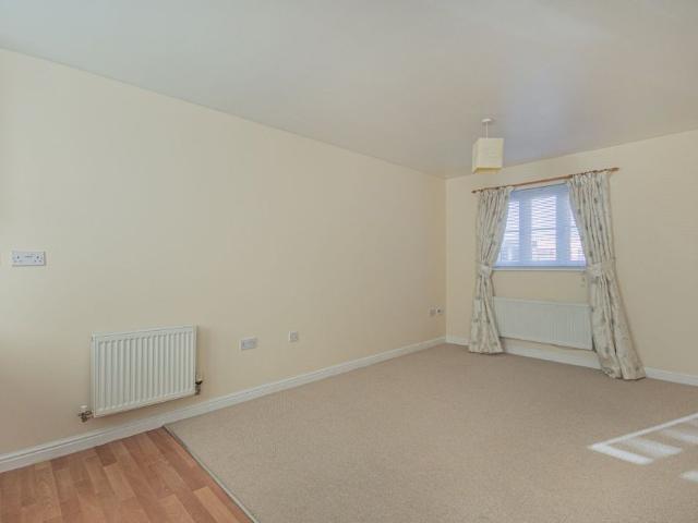 2 bed apartment to rent in Blaen Bran Close, Cwmbran, NP44