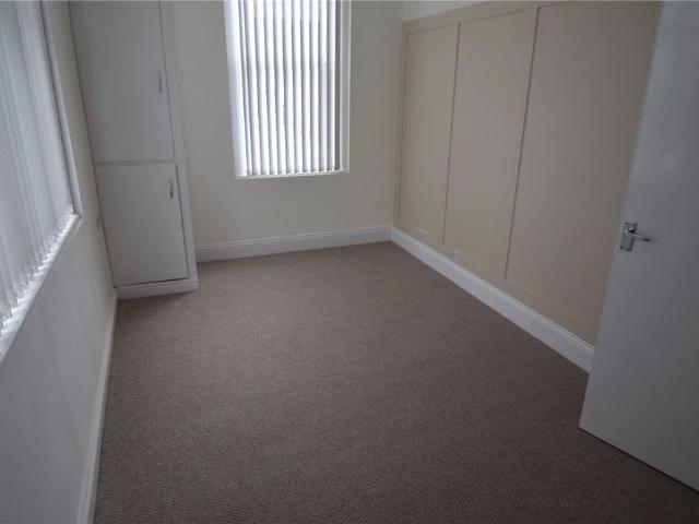 2 bed apartment to rent in Fort Terrace, Bridlington, YO15