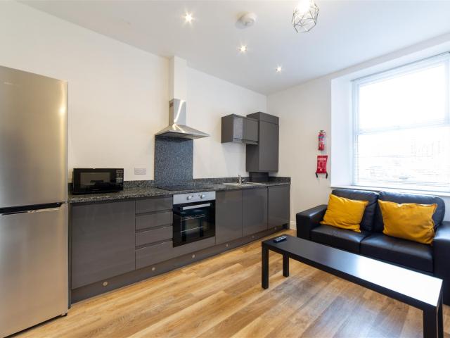2 bed apartment to rent in Osborne Terrace, Newcastle Upon Tyne, NE2