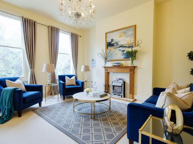 2 bed apartment to rent in Princess Road East, Leicester, LE1