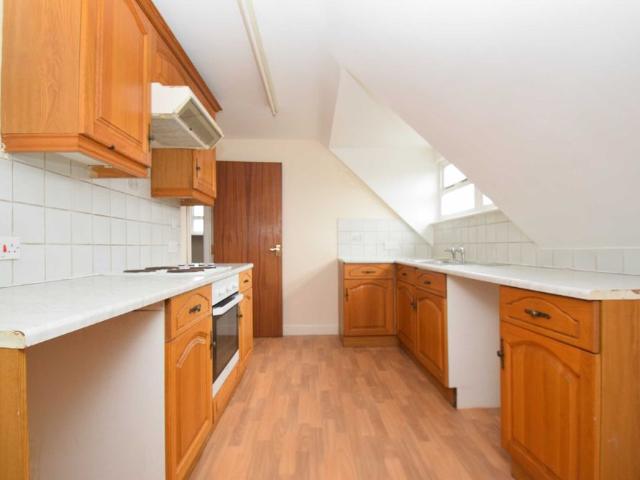 2 bed apartment to rent in Royal Avenue, Scarborough, YO11