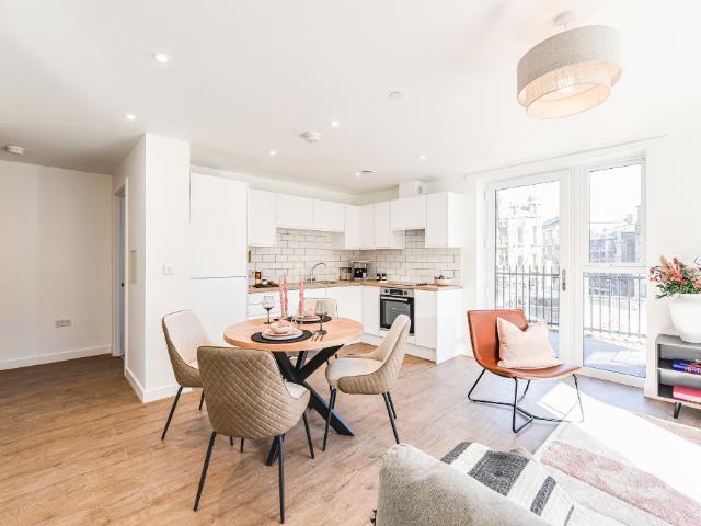 2 Bed at Bolt Works, Cow Green HX1 2 bed apartment to rent £1,195 pcm £276 pw