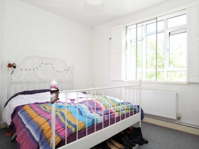 2 Bed Biscay Road, Hammersmith, W6