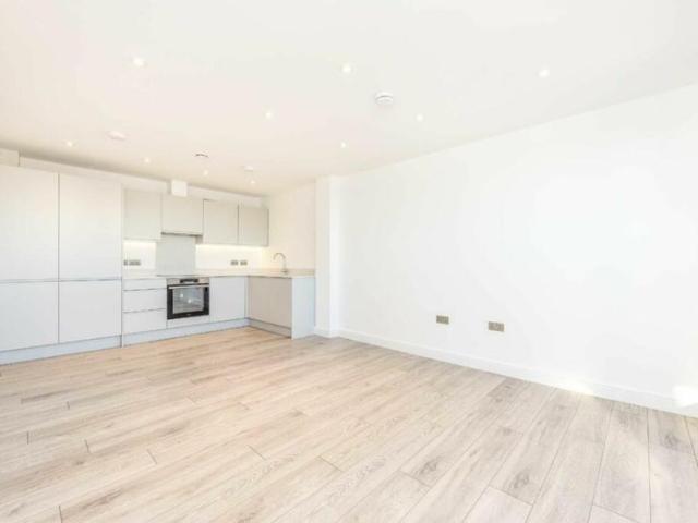 2 bed brand new Norwood Junction