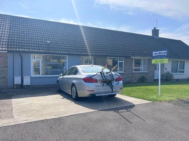 2 bed Bungalow to rent in Cambridge Cambridgeshire, CB3, from Sharman Quinney Orchard Park. 34220