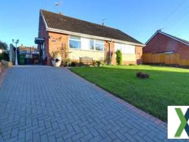 2 bed bungalow for sale