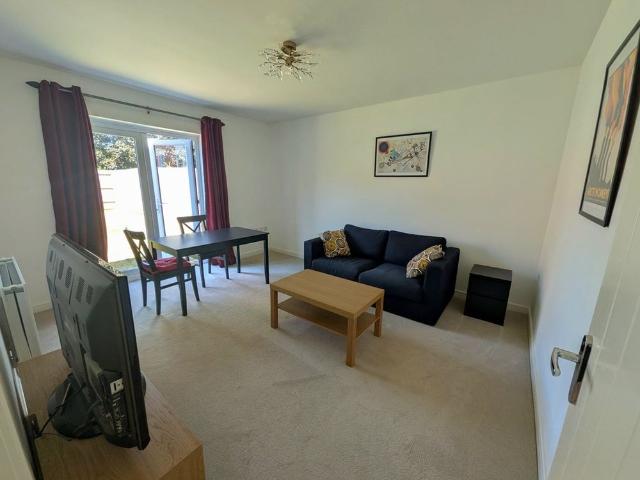 2 Bed Bungalow, Morello Drive, NG8