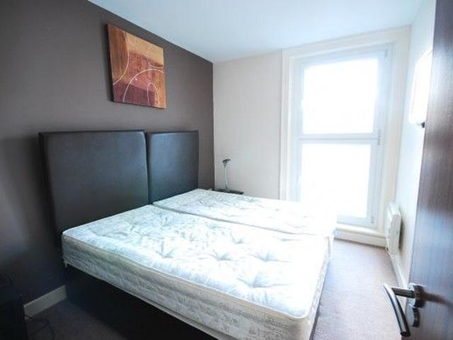 2 Bed City Apartments, Northumberland Street