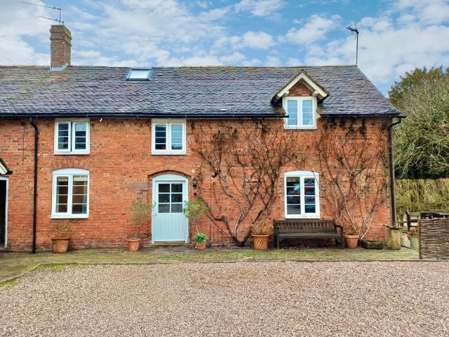 2 bed Cottage to Let