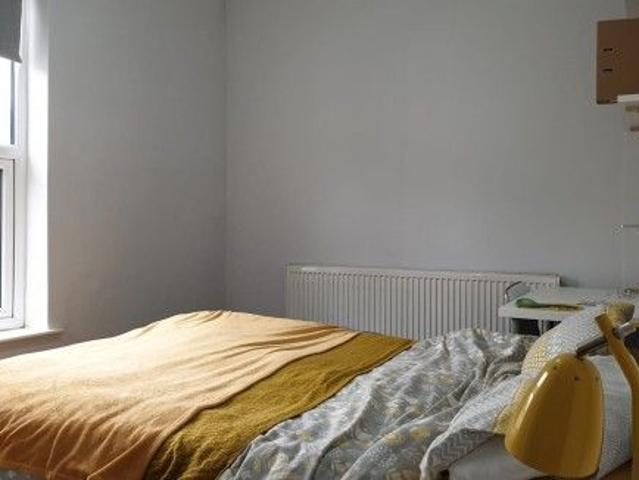 2 Bed Cross Street â€“ 2 Bed