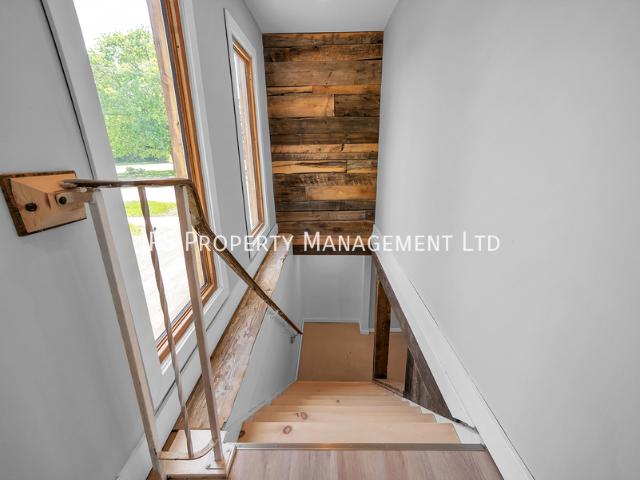 2 Bed + Den | 1 Bath