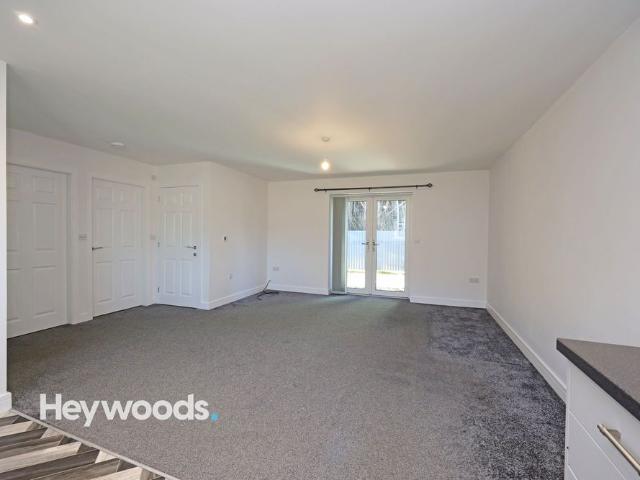 2 bed detached house to rent in Calvin Court, Kingsley