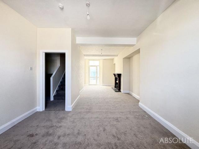 2 bed detached house to rent in Fore Street, St. Marychurch, TQ1