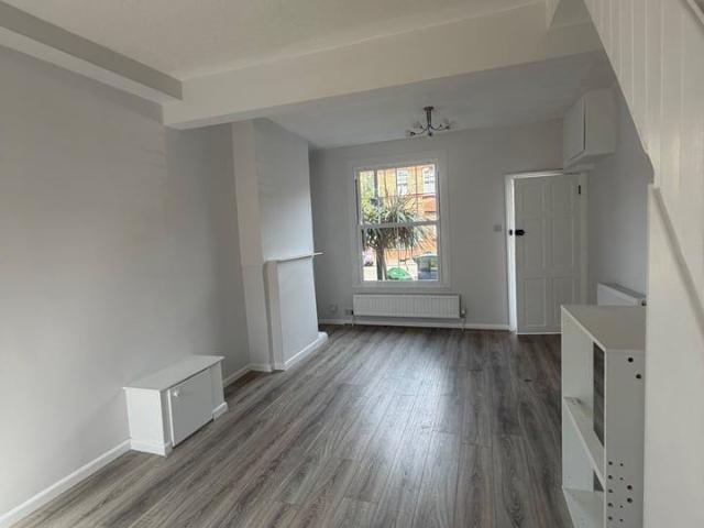 2 Bed Detached House, Moselle Avenue, N22