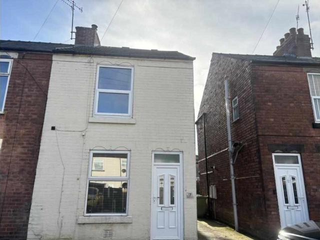 2 Bed, End of Terrace, Hipper Street West, Chesterfield, S40 [INVESTMENT PROPERTY]