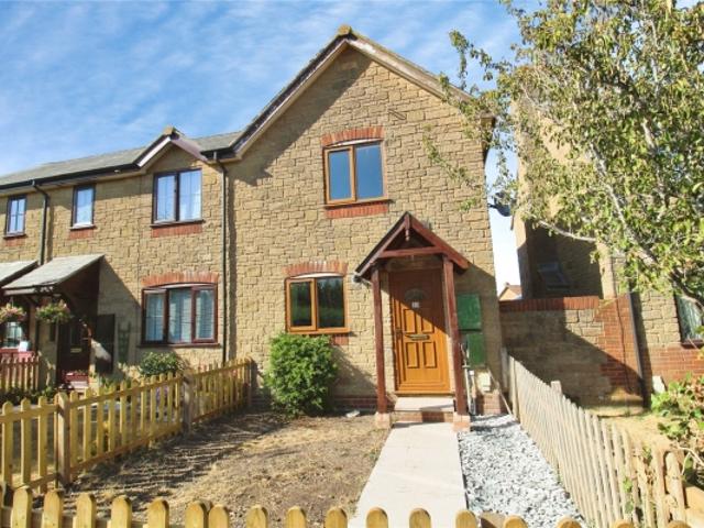 2 Bed End of Terrace House