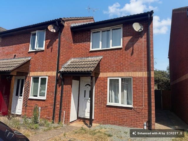 2 bed end of terrace house to rent in Witham Close, Taunton, TA1