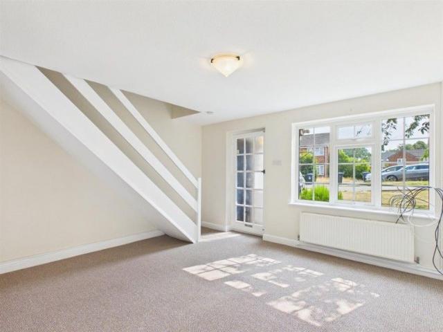 2 BED End of terrace house To rent