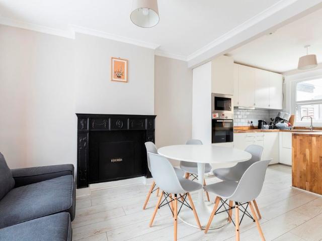 2 Bed End Terrace, Gough Road, E15