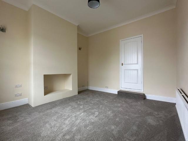 2 Bed End Terrace, Grattan St, S61