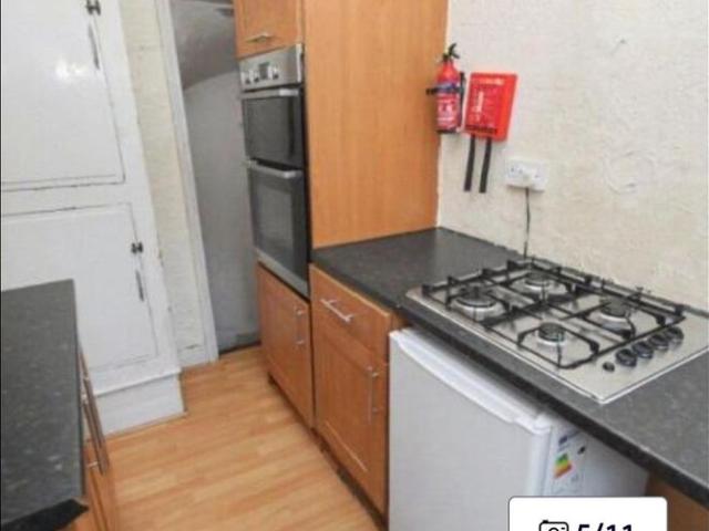 2 Bed End Terrace, Mitford Place, LS12
