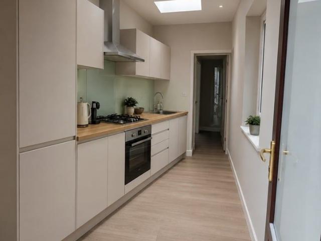 2 Bed End Terrace, North St, BS3