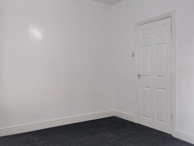 2 Bed End Terrace, Poplar Avenue, B23