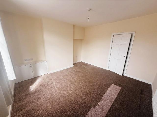 2 Bed End Terrace, Station Road, S35